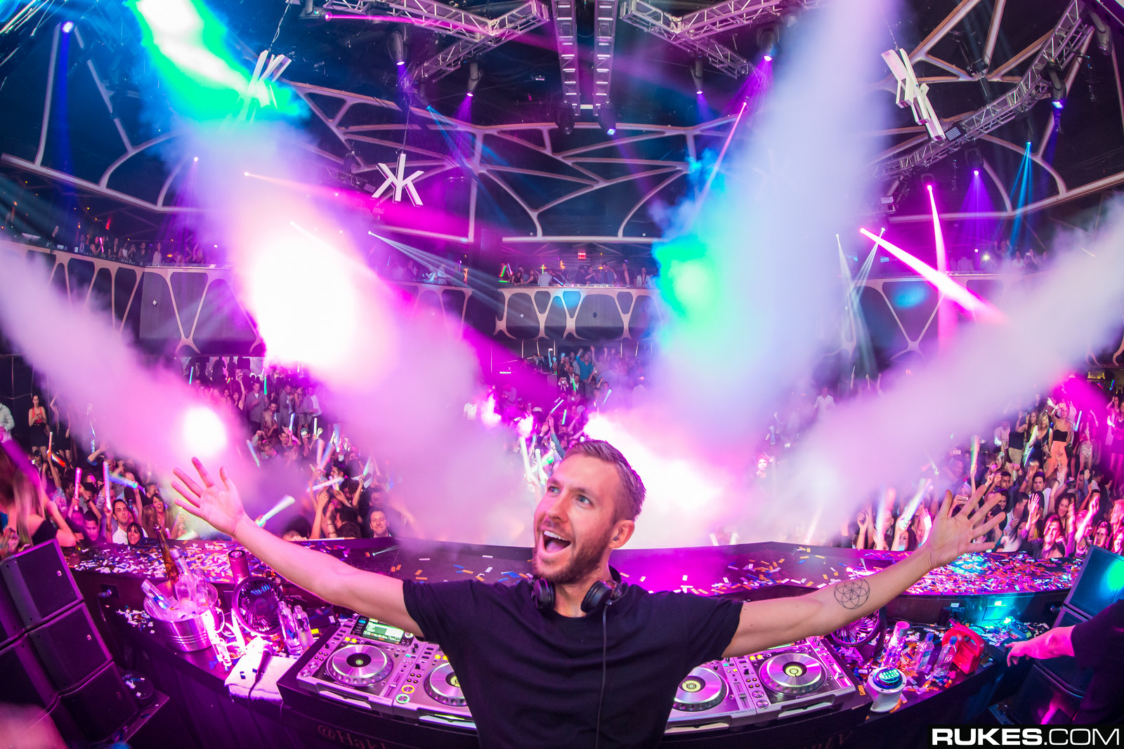 ¡Checa la presentación completa de Calvin Harris en Summertime Ball ...