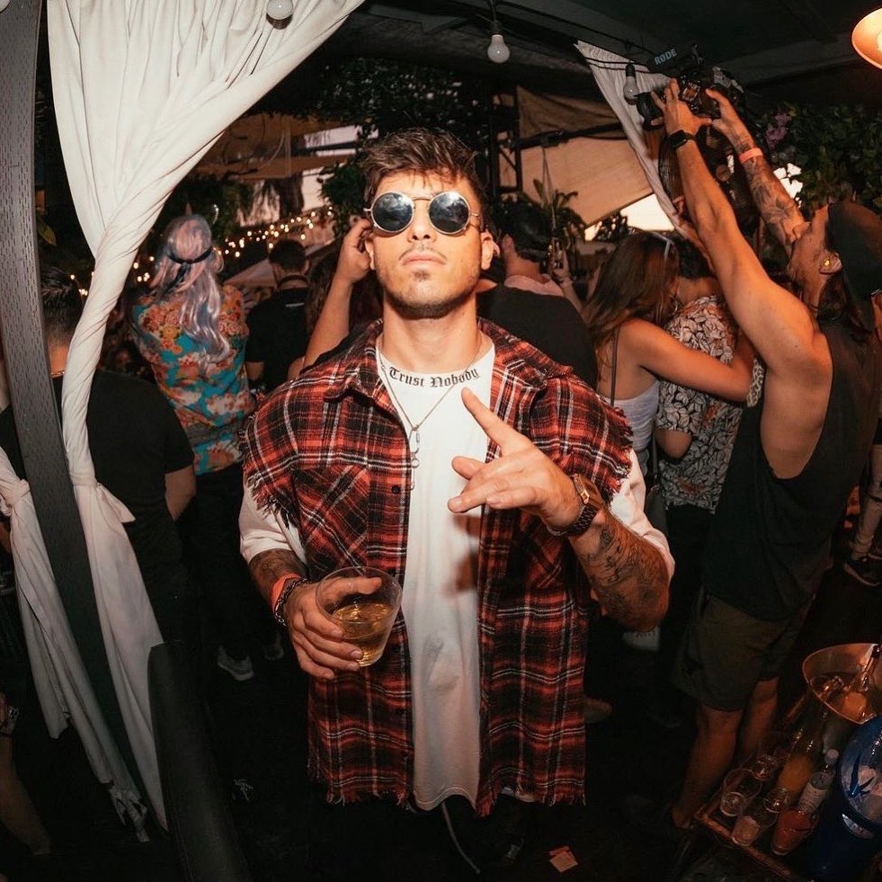 ¡Matroda presentó su nuevo sencillo denominado “Throw Your Hands ...